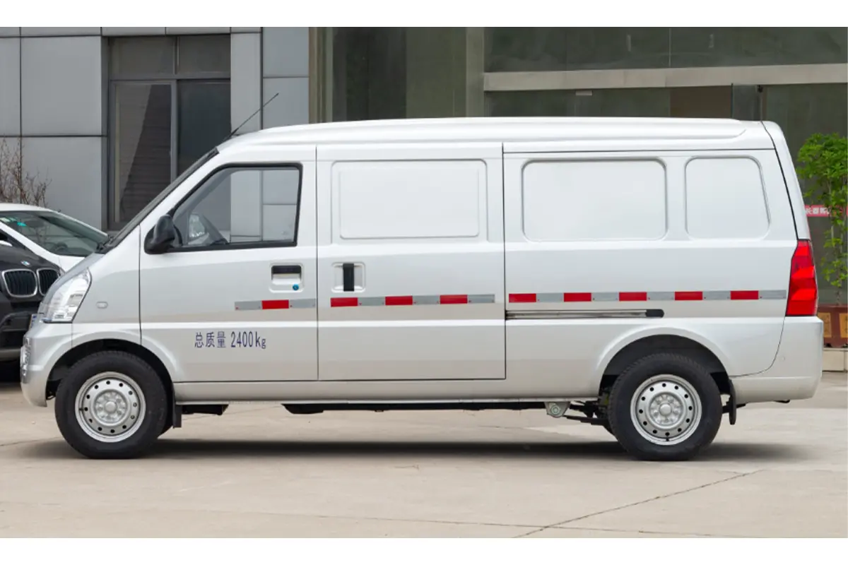 SAIC GM Wuling Mini Van 300KM